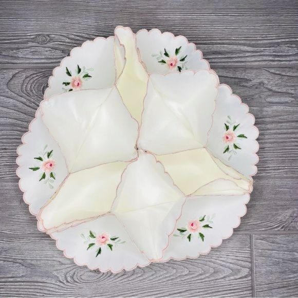 Kitchen | Vintage Embroidered Foldable Linen Dinner Roll Basket | Poshmark